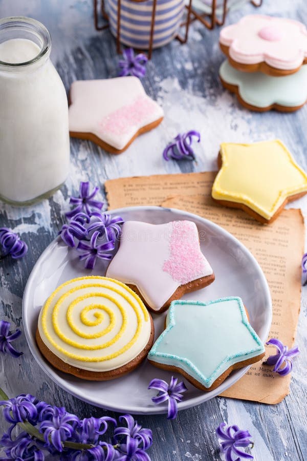 Star shaped cookies stock image. Image of cookies, lovely - 86009875