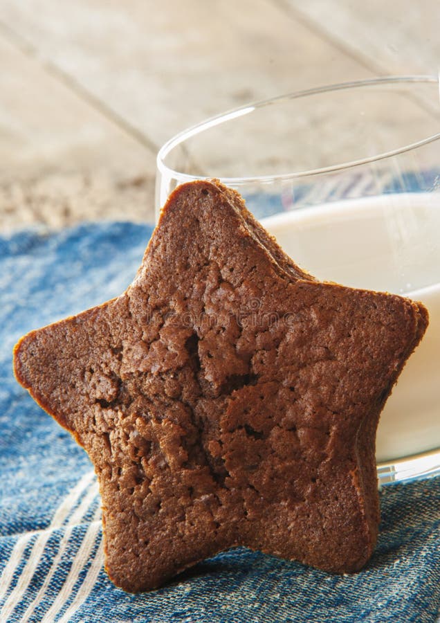 Star-shaped Gingerbread Cake with Glass of Milk Stock Photo - Image of ...