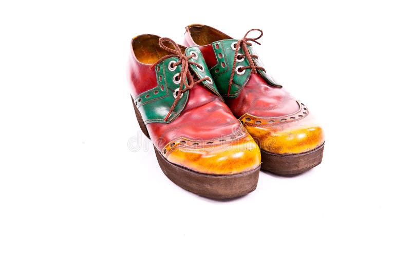 Stare buty zdjęcie stock. Obraz złożonej z brudny, sznurowadło - 64328508