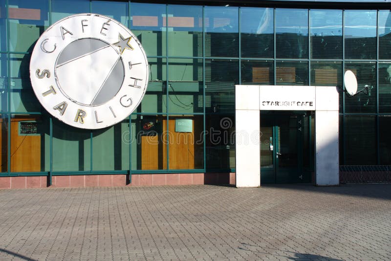 Starlight Cafe editorial photo. Image of commerce, customer - 17006741