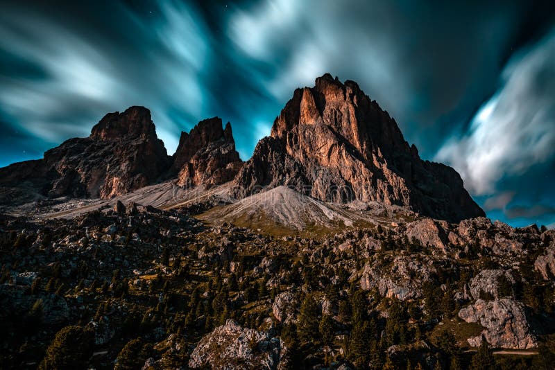 Starry Night Sky at Sassolungo in the Dolomites Stock Photo - Image of ...
