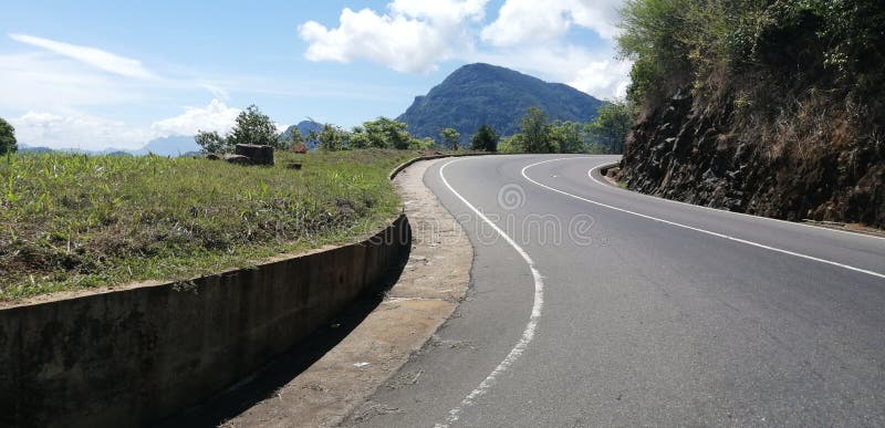 Start of the 18 Bend, Hunnasgiriya, Sri Lanka Stock Image - Image of ...