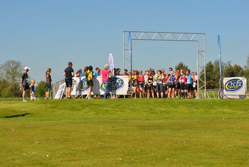 Start line editorial photo. Image of racing, triathalon - 24987886
