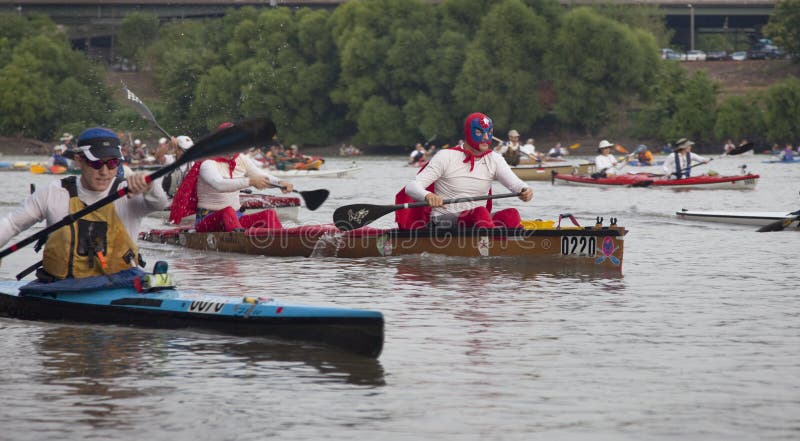 Start of Missouri River 340 Race Editorial Stock Image - Image of water ...