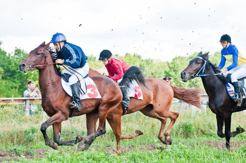 Start of Racing Horses Starting a Race Editorial Photography - Image of ...