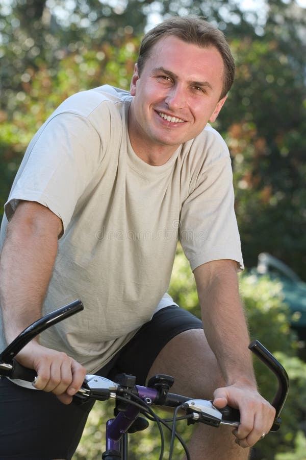 Stary rower zdjęcie stock. Obraz złożonej z przejażdżka - 912784