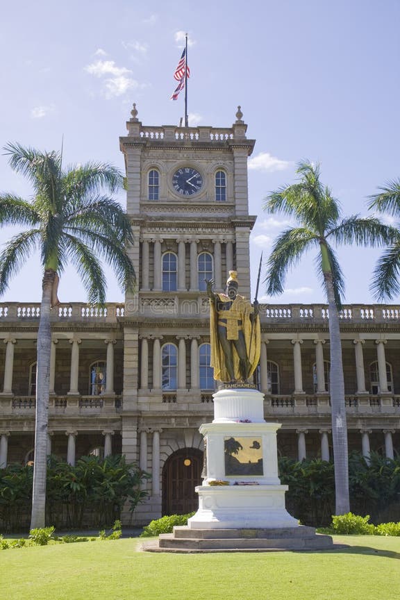 State Capital Building, Honolulu, Hawaii Stock Image - Image of statue ...