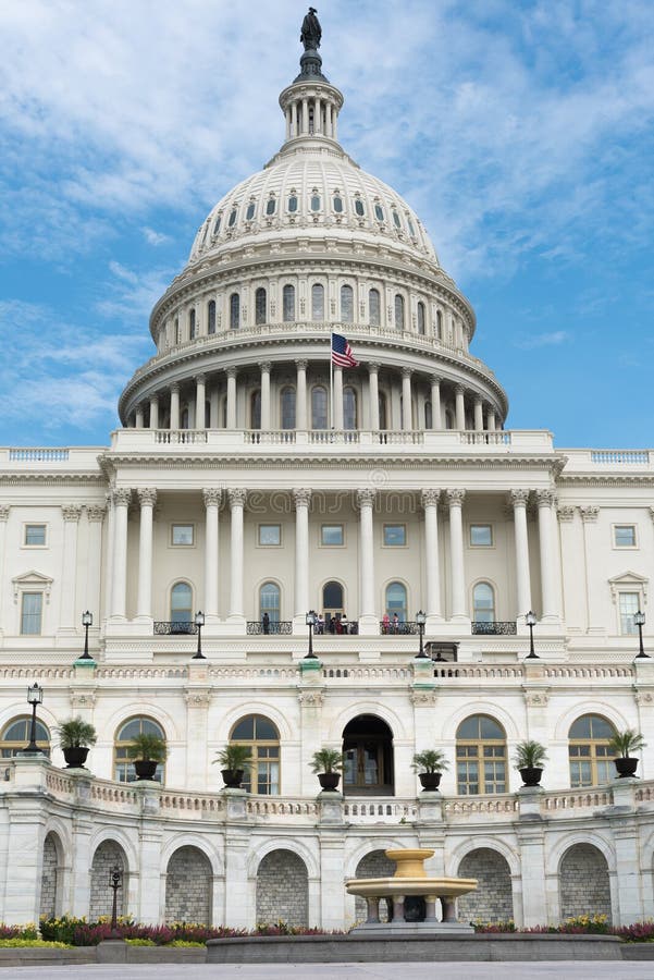 STATE CAPITAL WASHINGTON DC Stock Image - Image of blue, stone: 128657971