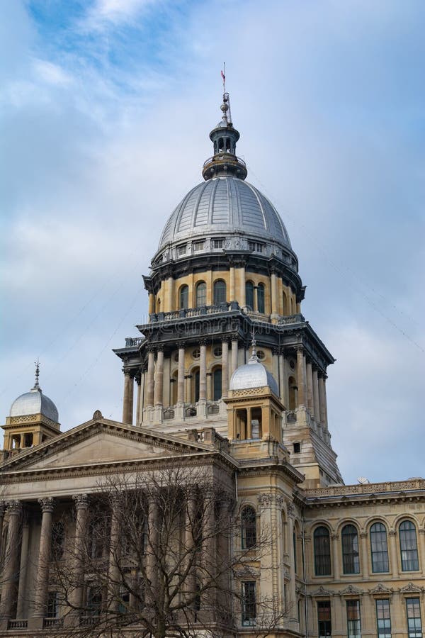 State Capitol Building stock photo. Image of illinois - 141822442