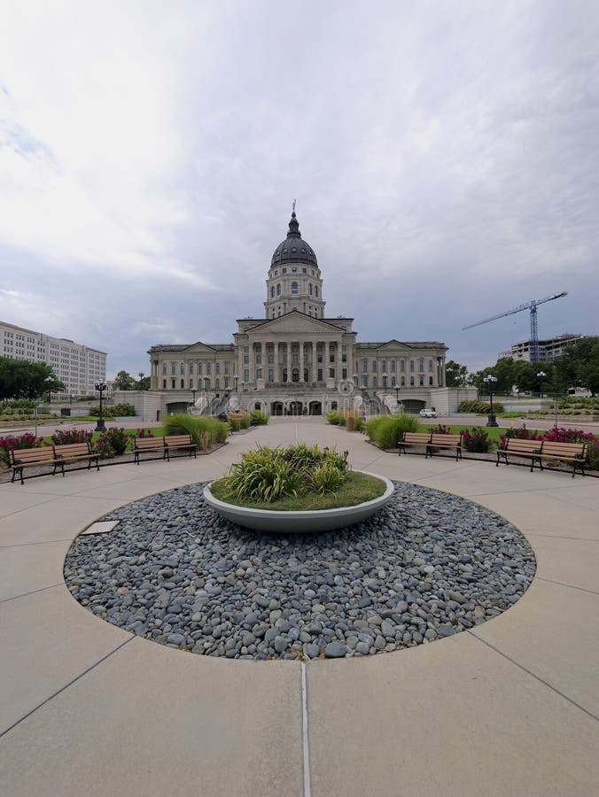 State Capitol in Topeka, KS Editorial Photo - Image of lieutenant ...