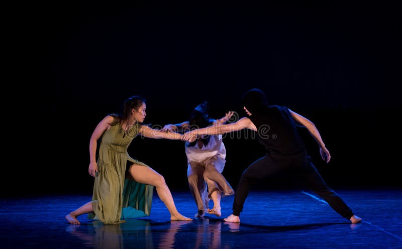 The State of Confrontation 4-Act 2: Triangle Relation-Modern Dance ...