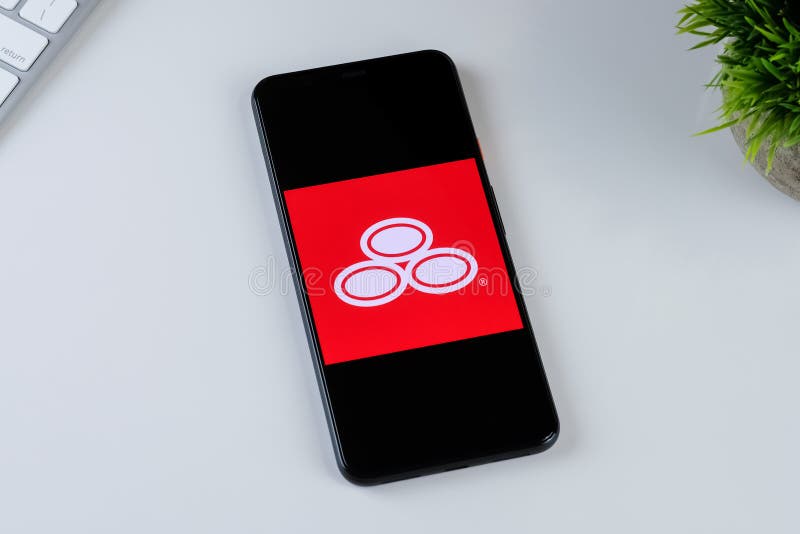 State Farm App Logo on a Smartphone Screen. Editorial Stock Image ...