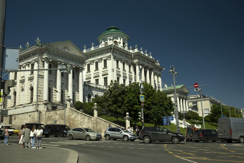State Library, Moscow Kremlin, Editorial Stock Image - Image of wall ...