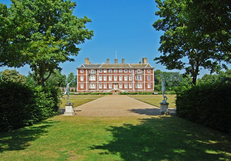 English Stately Home editorial photography. Image of home - 13148502