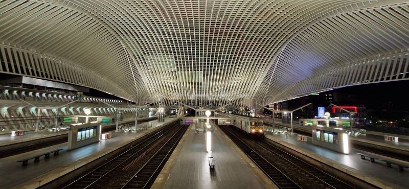 Station Guillemins Liege Belgium Editorial Photo - Image of passenger ...