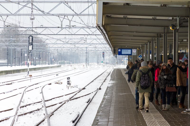 Station winter delay editorial stock image. Image of locomotive - 30489164