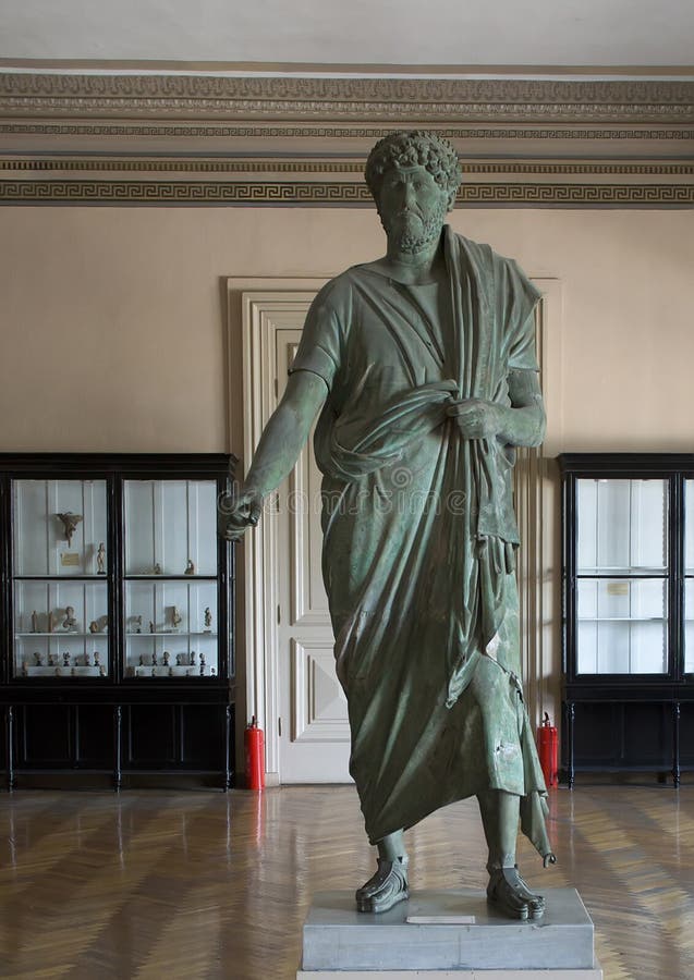 Statua Bronzea Dell'imperatore Hadrian Fotografia Editoriale - Immagine ...