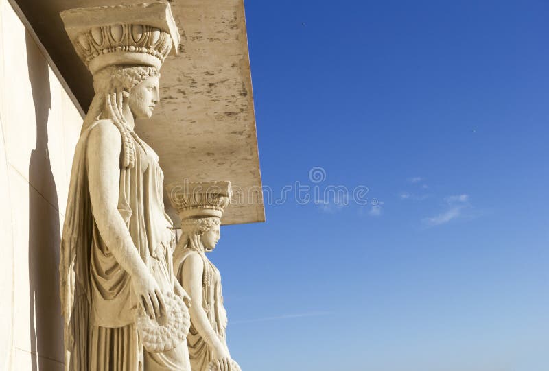 Cariatide in Museo Archeologico Immagine Stock - Immagine di classico ...