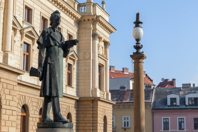 Statua J K Tyl Blisko JK Tyl Theatre Obraz Stock Editorial - Obraz ...