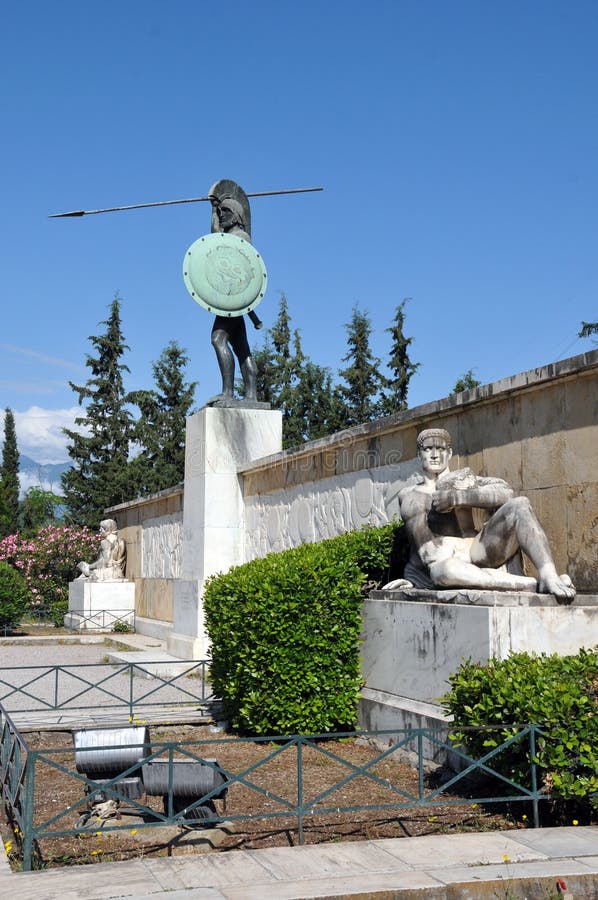 TERMOPILI, GRECIA - DICEMBRE 2017: Statua Di Leonidas Al Memoriale Ai ...