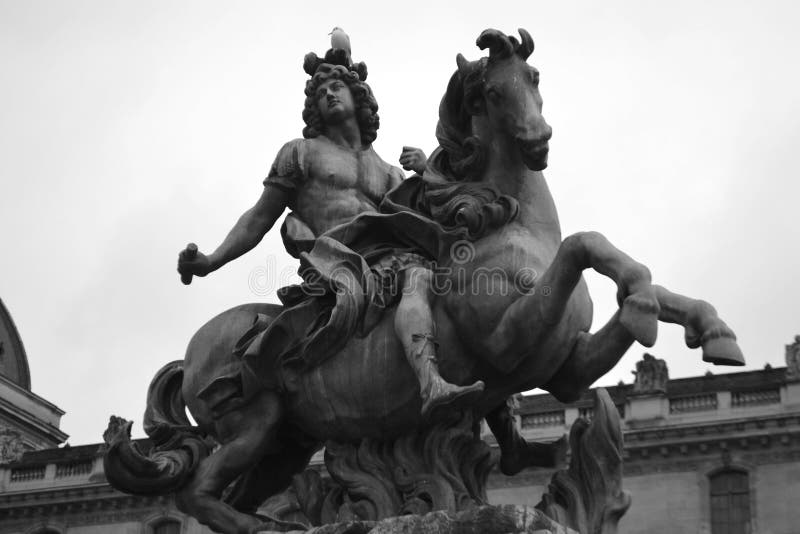 Statue du Roi Midas photo stock. Image du léningrad, beauté - 54284130