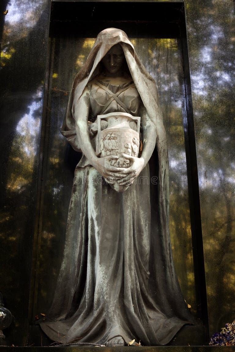 12,572 Angel Statue Cemetery Stock Photos - Free & Royalty-Free Stock ...