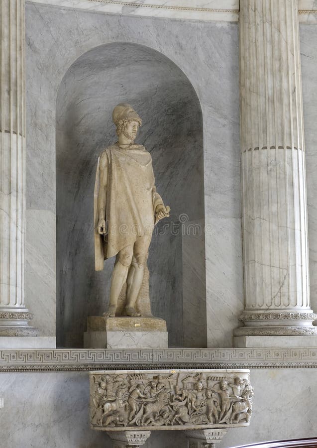 Statue of an Ancient Man Vatican Museum Editorial Image - Image of ...