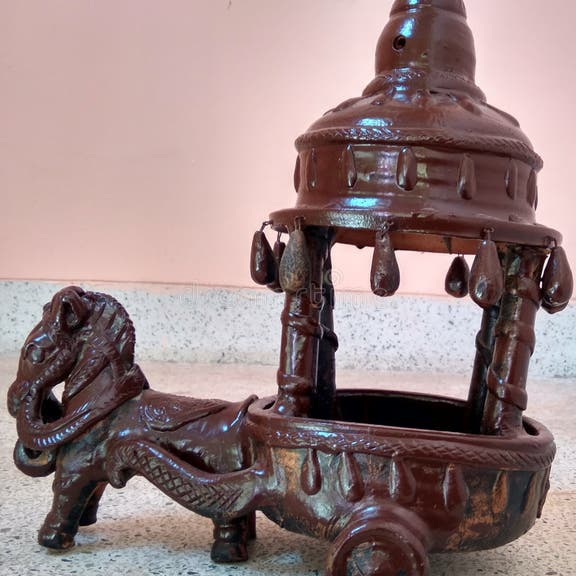 Statue of ancient rath stock photo. Image of statue - 175492922