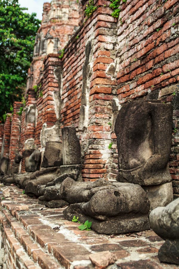Statue and Ancient the Ruins Stock Image - Image of temple, pagoda ...