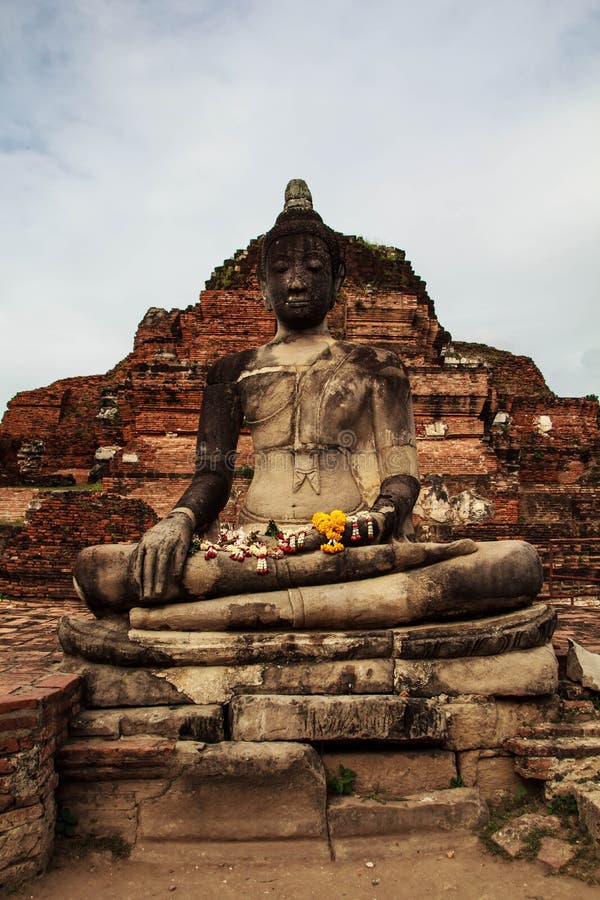 Statue and Ancient the Ruins Stock Photo - Image of sightseeing, temple ...