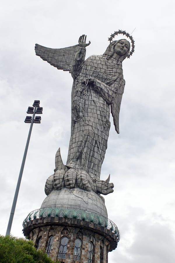 Angel on the Panecillo in Quito Stock Photo - Image of quito, panecillo ...