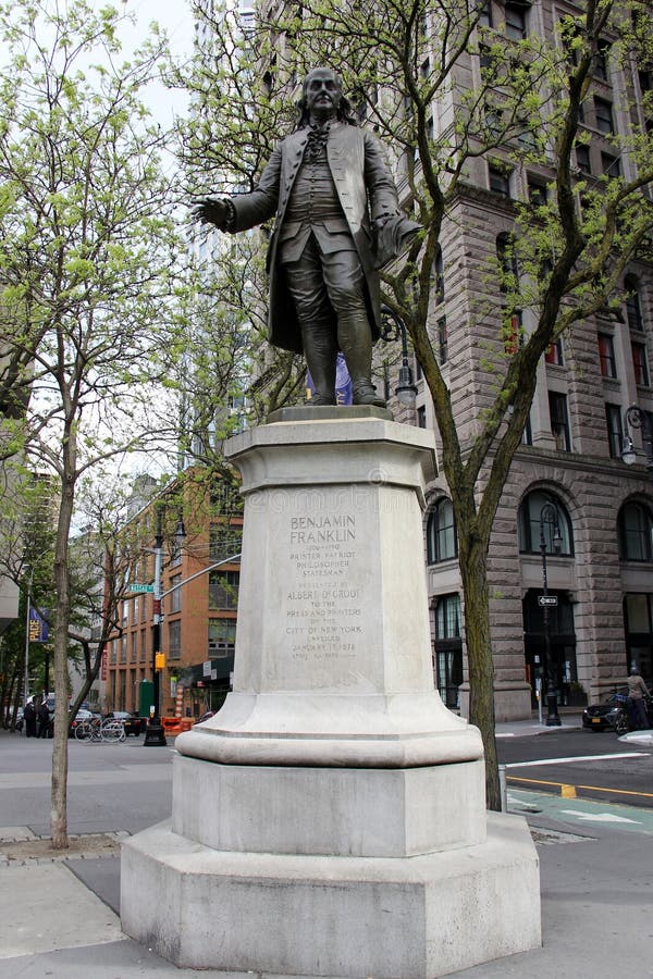 Statue of Benjamin Franklin, in Lower Manhattan, Intersection of Park ...
