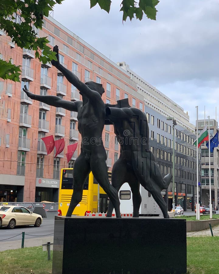 Berlin, Germany - 10 August 2019: Statue of a Two Men in the City ...