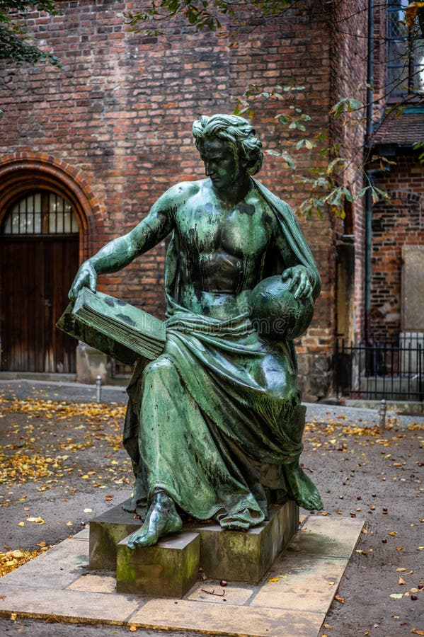 Statue in Berlin, Germany stock photo. Image of europe - 127630684