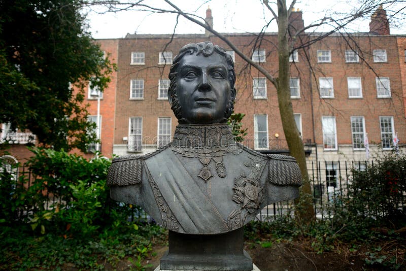 Statue of Bernardo O`Higgins at Merrion Square, Dublin, Ireland ...