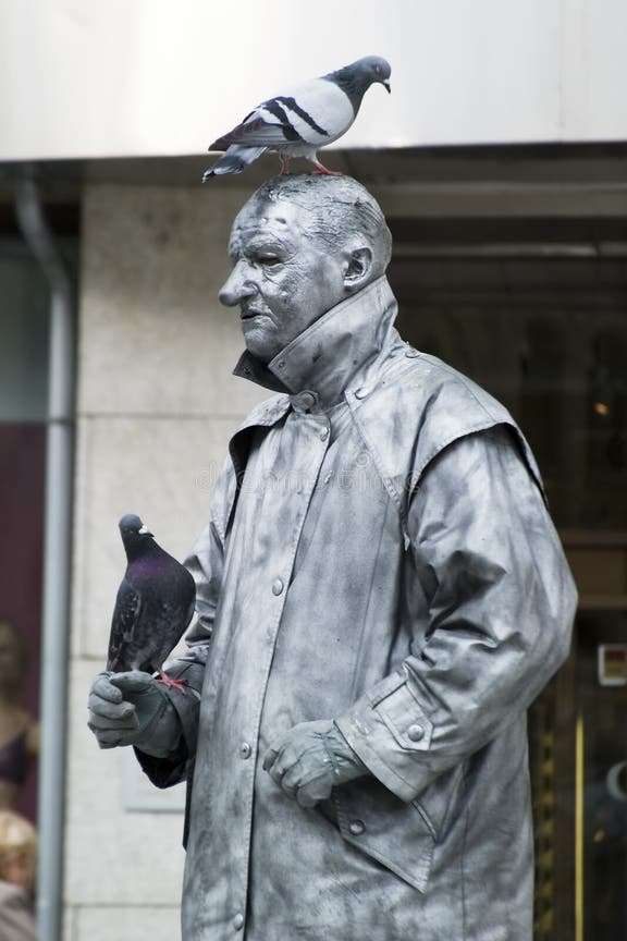 Statue Busker stock photo. Image of busk, mask, curiosity - 512908
