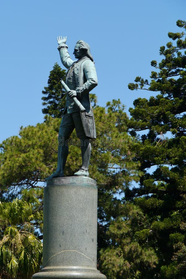 Statue of Captain Cook stock image. Image of ancient - 36593331