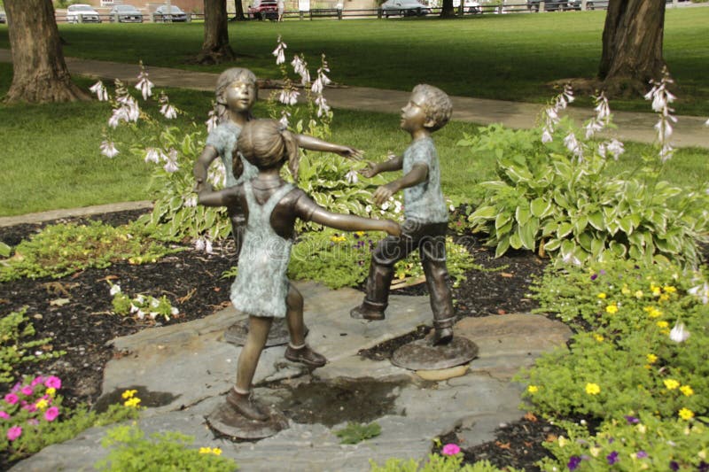 Statue of 3 Children Playing in the Garden, David Brody Memory Clinton ...