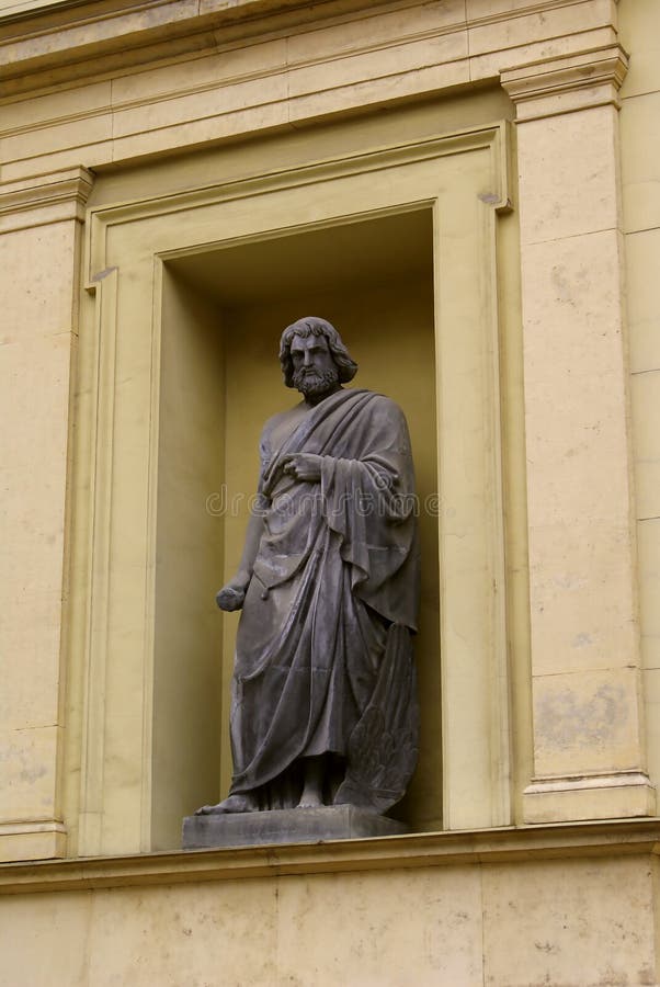 Statue of Daedalus stock image. Image of engineer, europe - 58555521