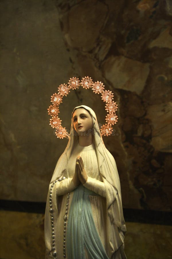 Rome - Statue De Vierge Marie Photographie éditorial - Image du statue ...