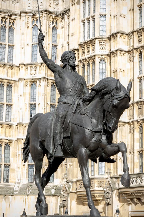 Le Roi Richard La Statue De Lionheart, Londres, Angleterre Photo stock ...