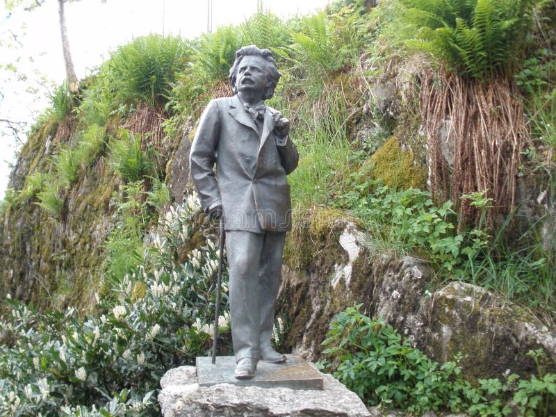 Statue of Edvard Grieg stock image. Image of grieg, statue - 98249377