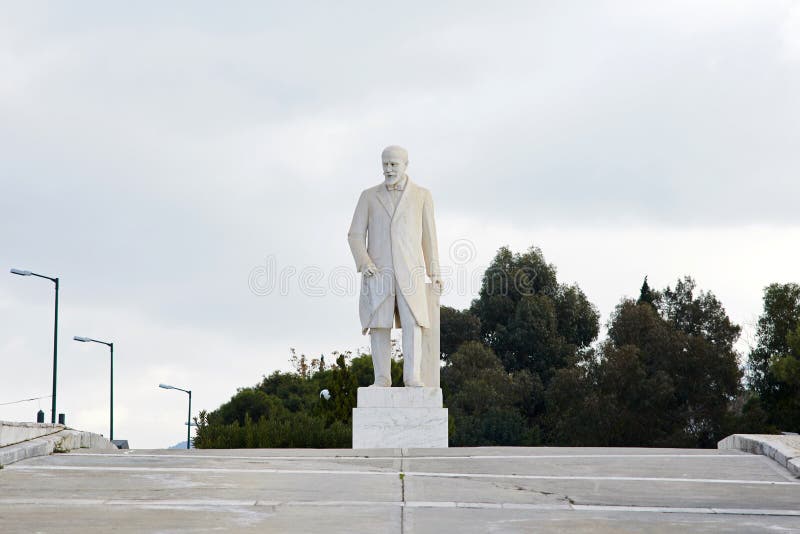 Statue of Eleftherios Venizelos Stock Photo - Image of athens, building ...