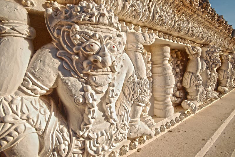 Statue the Face Giant at Temple Stock Photo - Image of gold, golden ...