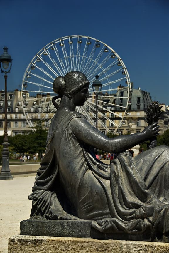 Statue and ferris wheel stock image. Image of paris, funfair - 3065791