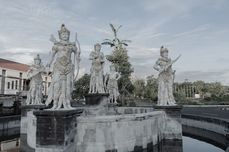 Statue of the Five Pandavas Stock Photo - Image of stone, pandawa ...