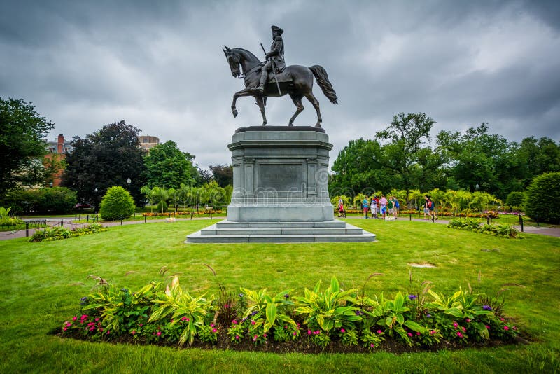 Statue and Gardens at the Public Garden in Boston, Massachusetts ...