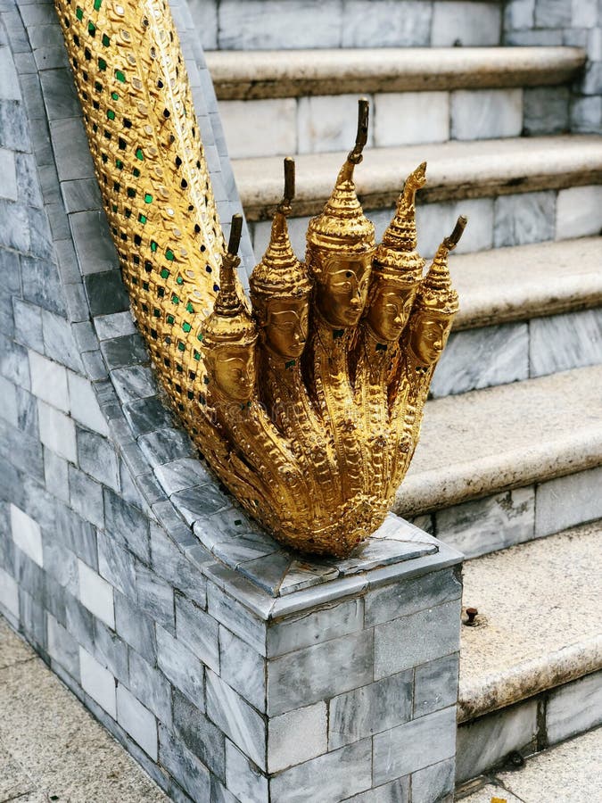 5 headed snake statue stock image. Image of statue, gold - 302524169