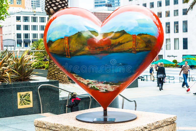 Statue of Heart at Union Square in San Francisco Editorial Photo ...