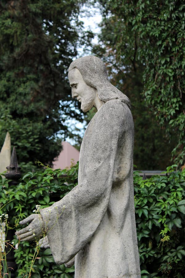 Statue of Jesus stock image. Image of beautiful, icon - 124626645